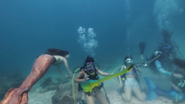 Watch And Listen To The 39th Annual Underwater Music Festival - South ...
