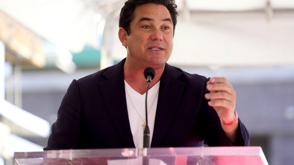 Dean Cain, Former TV Superman, Will Be Sworn In As Honorary ICE Officer ...