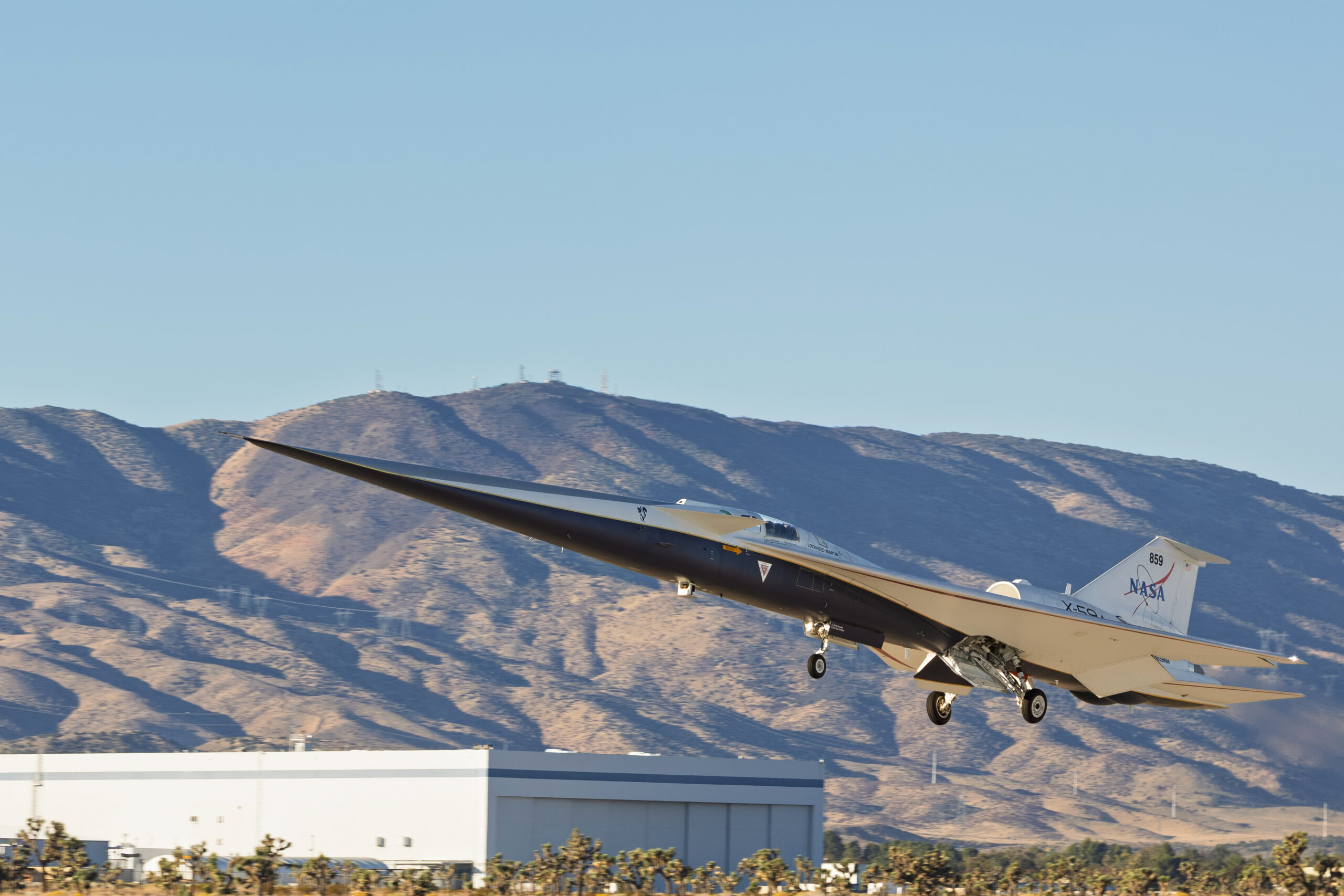 NASA Takes One Step Closer To Launching Quiet Supersonic Jets (Video ...